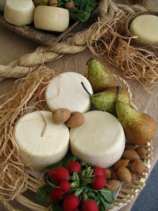 Caciotta Recipe Traditional Italian Cheese